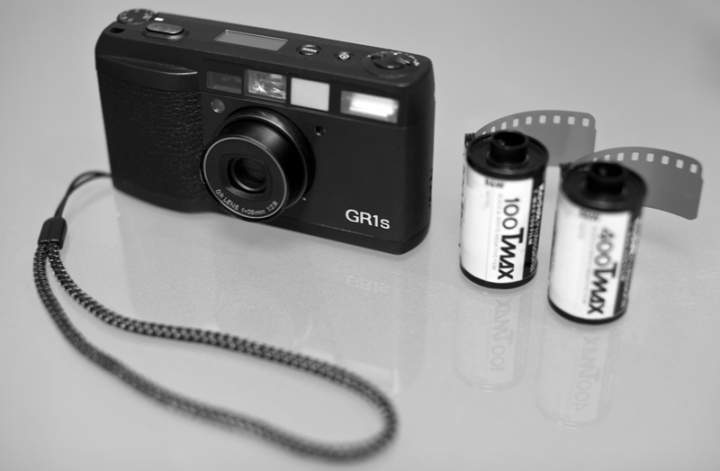 Camera Geekery: Ricoh GR1s Review By Ben Beech - Japan Camera Hunter