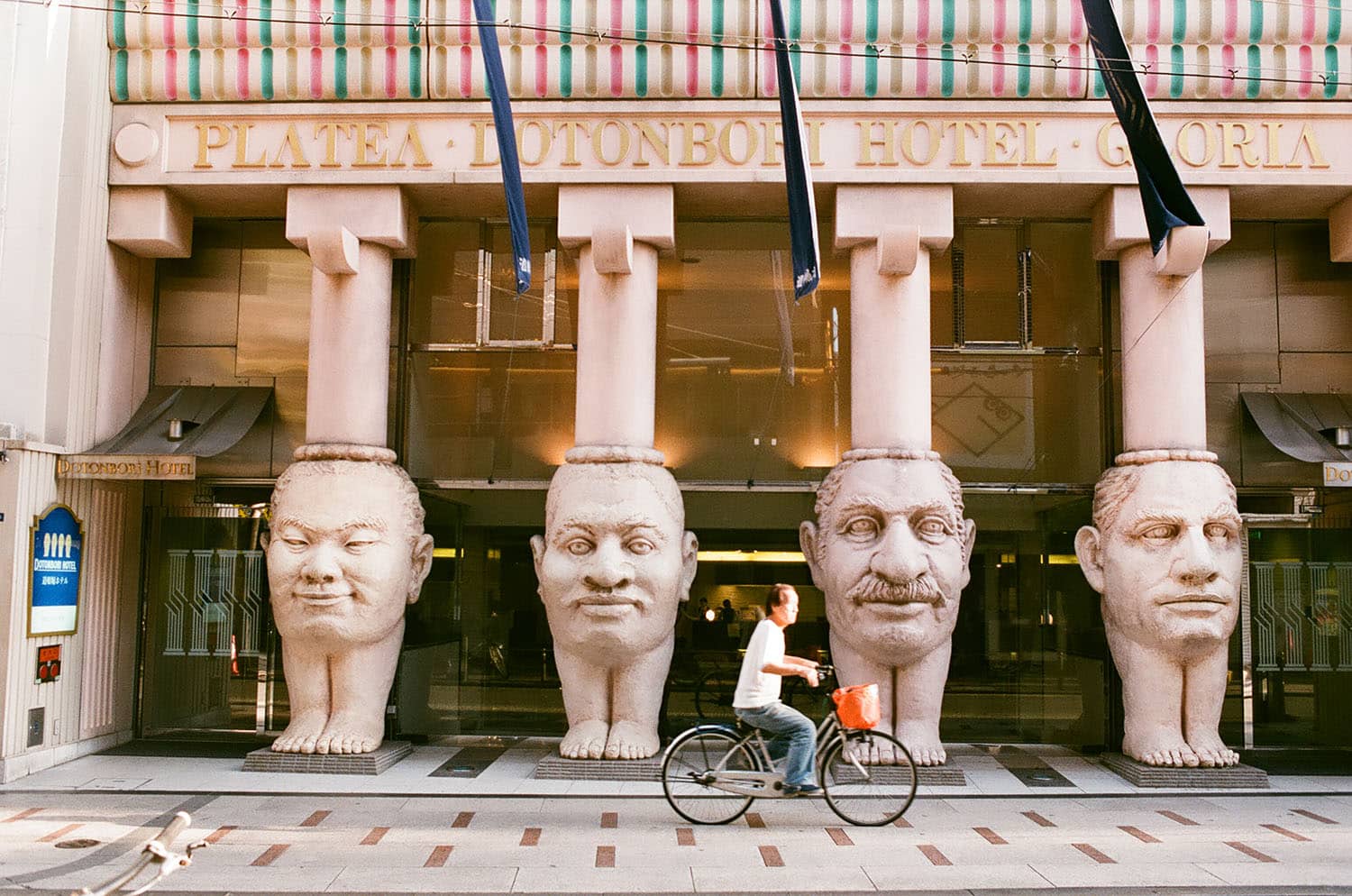 Jesse's Visual Interviews: James Fyfe - Japan Camera Hunter