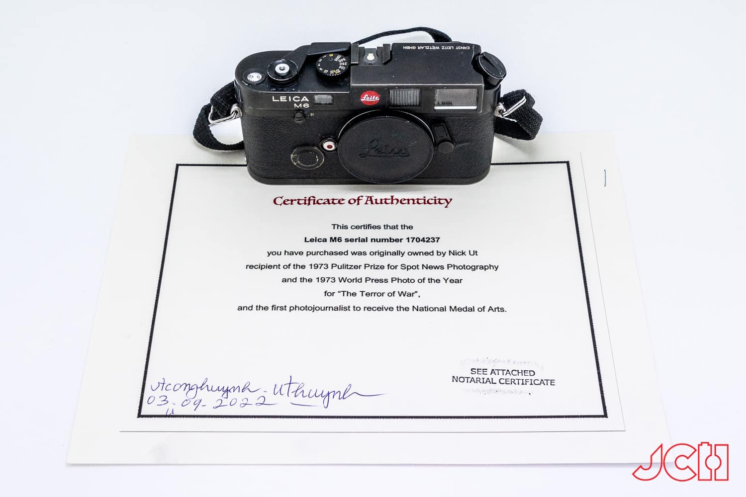 Camera Geekery: Nick Ut's Leica M6 - Japan Camera Hunter